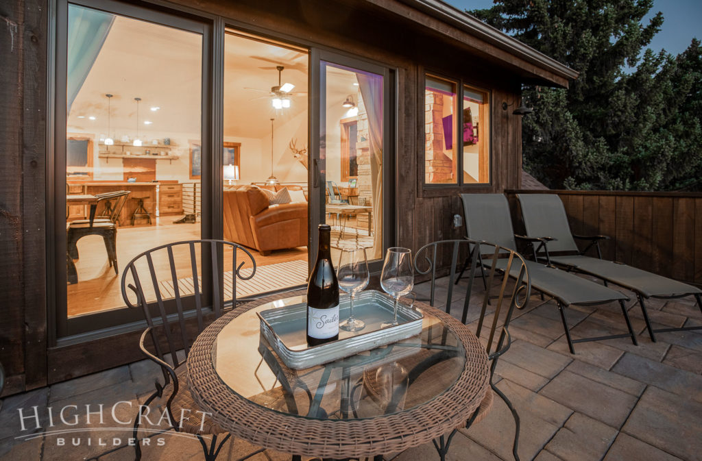 Guest Bunkhouse Over Garage