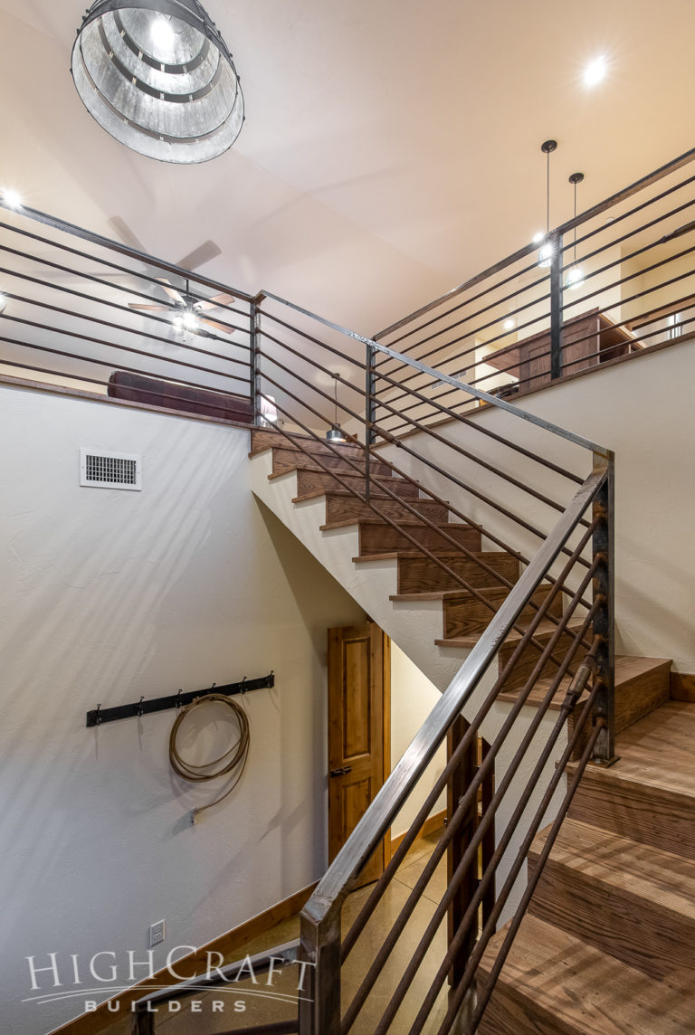 Guest Bunkhouse Over Garage