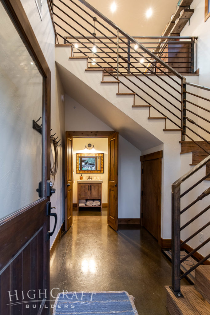 Guest Bunkhouse Over Garage