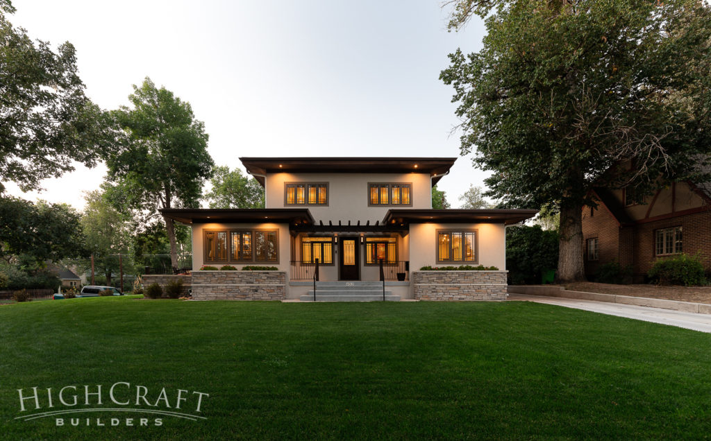 Prairie-Style-Historic-Home-Exterior-Front-Yard - HighCraft