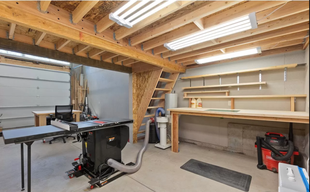5 Gorgeous Garages