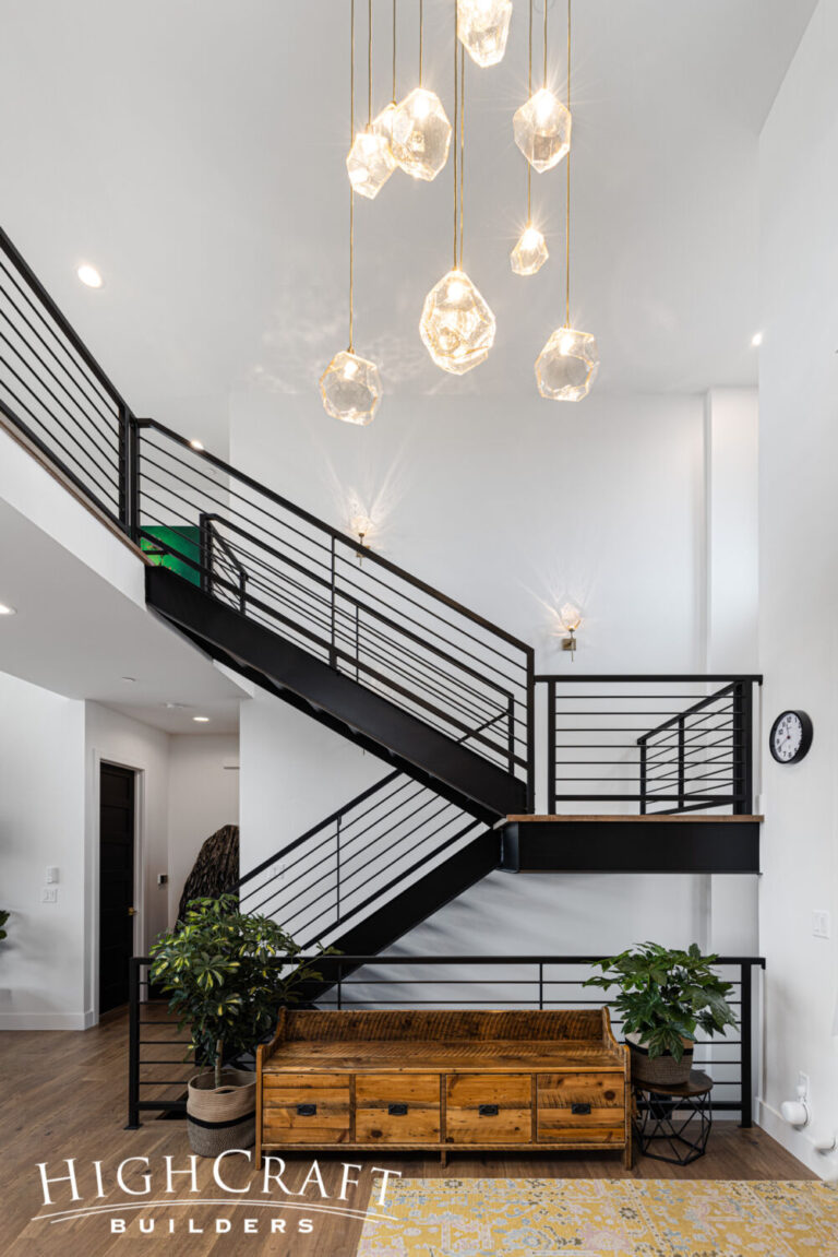 Second Story Pop Top - HighCraft